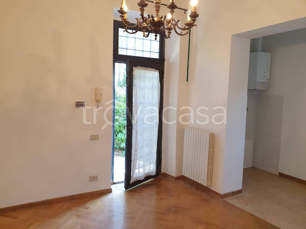 Appartamento in vendita a Castellina in Chianti via Carlo Borgheri, 5