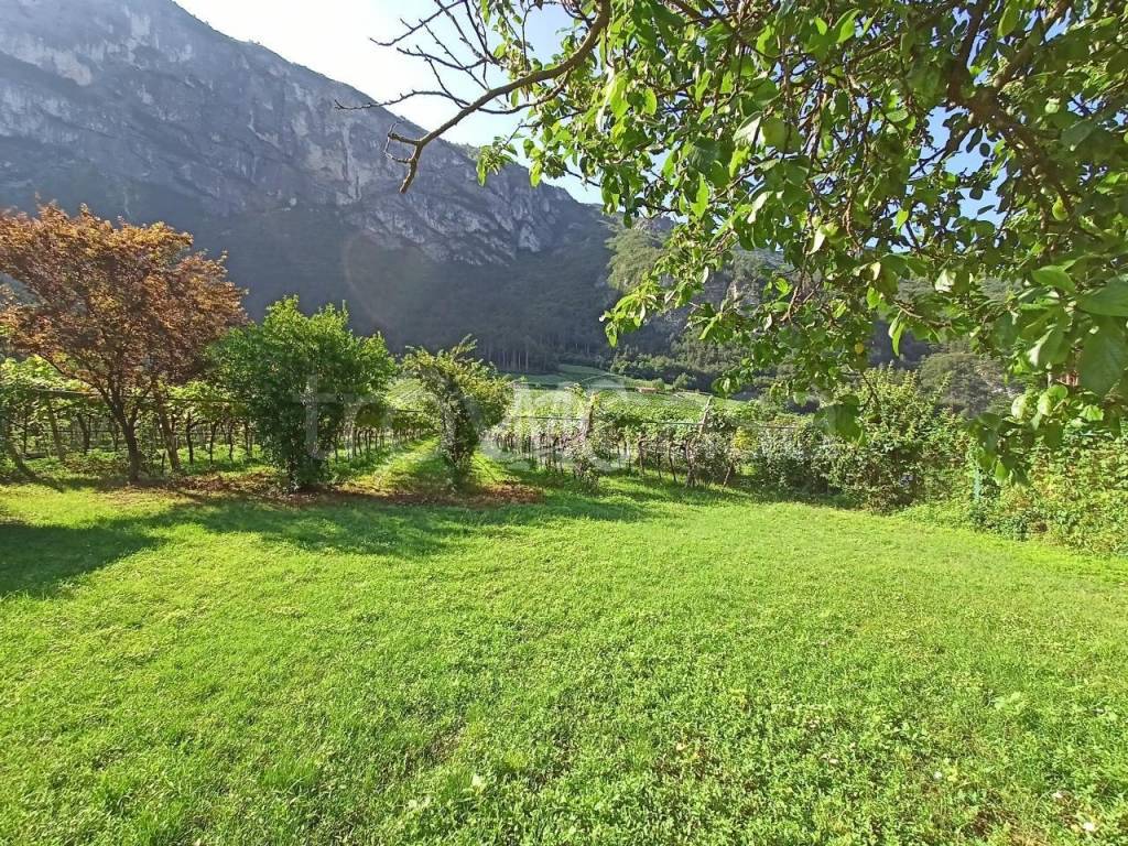 Casa Indipendente in vendita a Volano via Nazionale, 28a