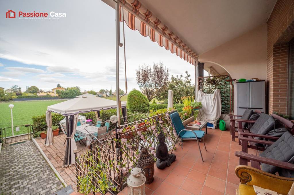 Villa a Schiera in vendita a Montechiarugolo