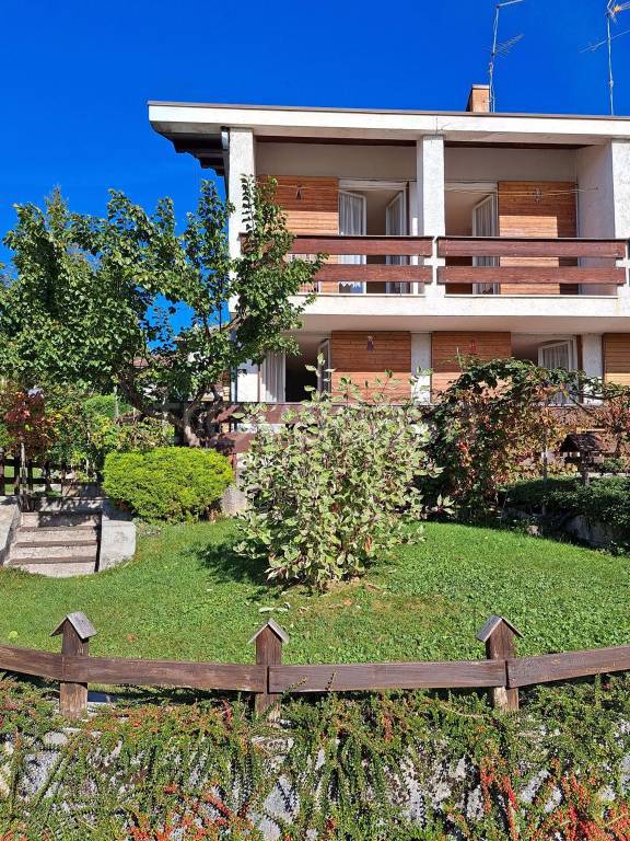 Villa a Schiera in vendita a Ronzone