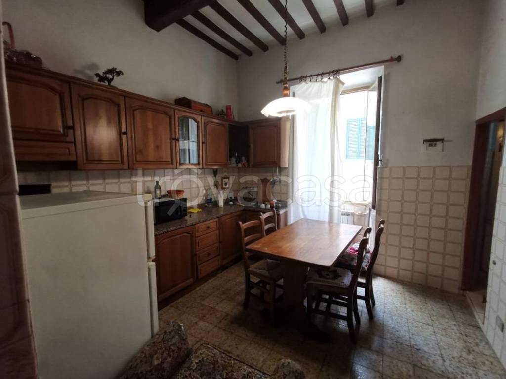Appartamento in in vendita da privato a Montevarchi via Isidoro del Lungo, 88