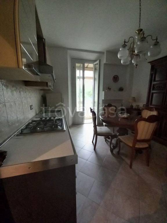 Appartamento in vendita a Livorno via Provinciale Pisana