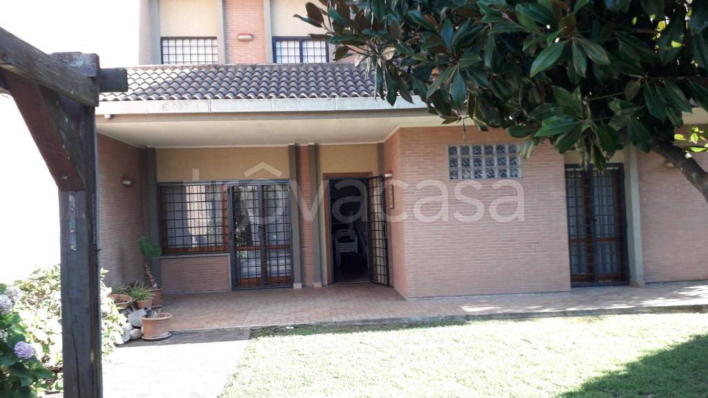 Villa a Schiera in in vendita da privato ad Anzio via delle Bouganvillae, 17A