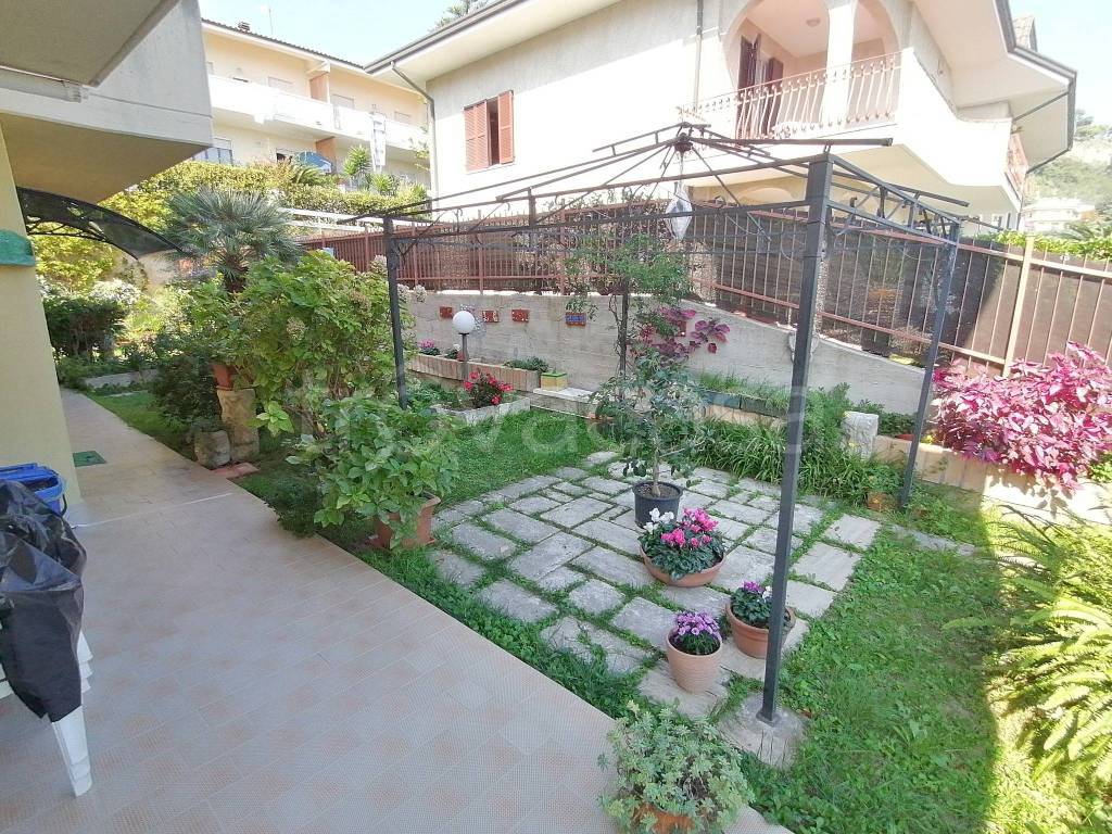 Appartamento in vendita a Grottammare via Capitano Nicola Fenili