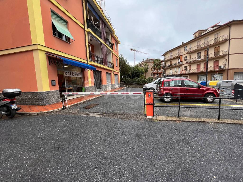 Appartamento in vendita ad Alassio via Neghelli, 52