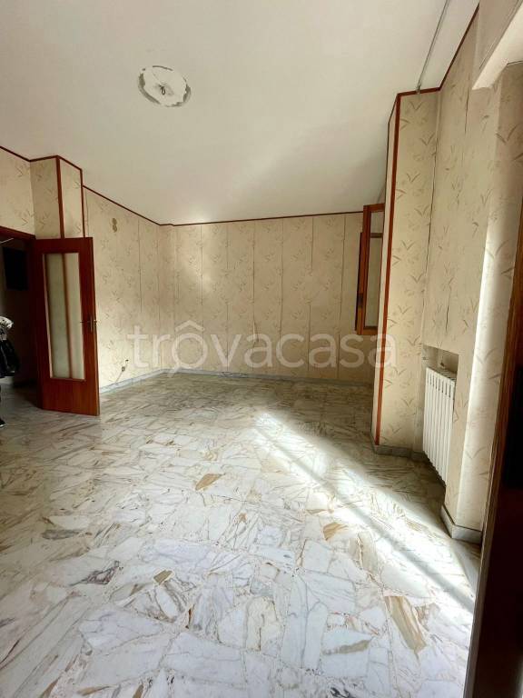 Appartamento in vendita a Taranto via Lucania, 57