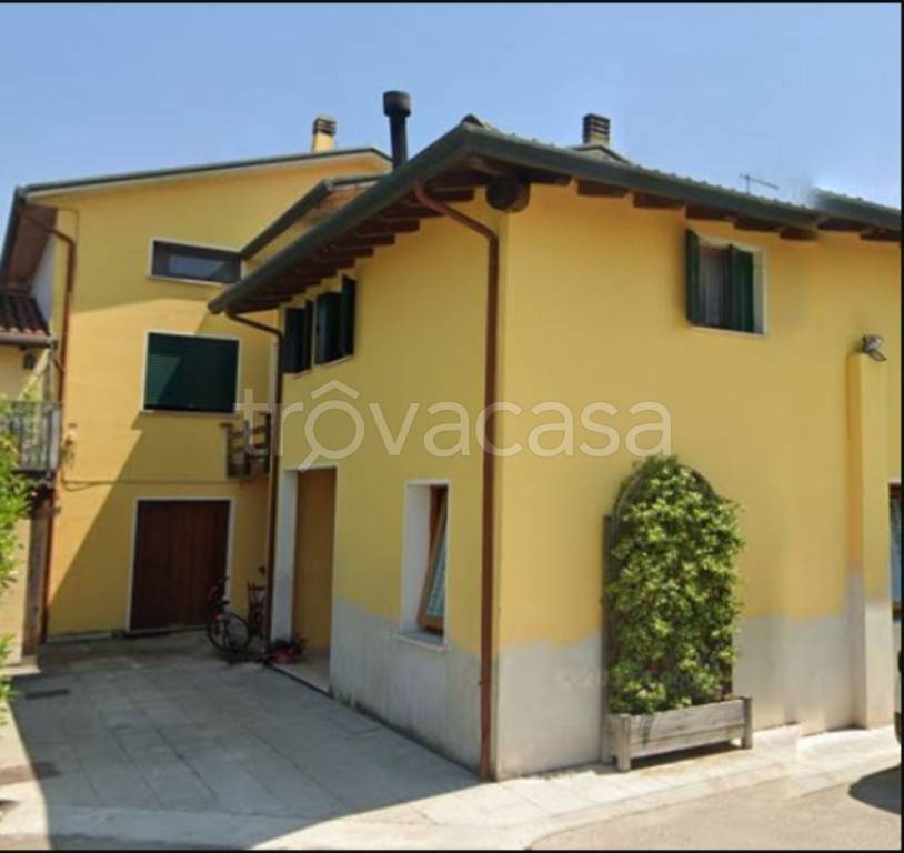 Appartamento all'asta a Schiavon via Scovazzolo