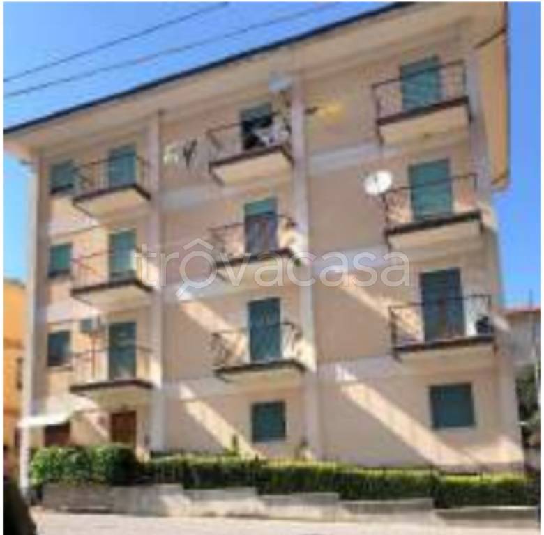 Appartamento all'asta a Carolei via Rendano