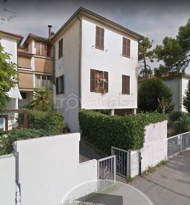 Appartamento all'asta a Ravenna località Lido di Dante - Viale Cacciaguida