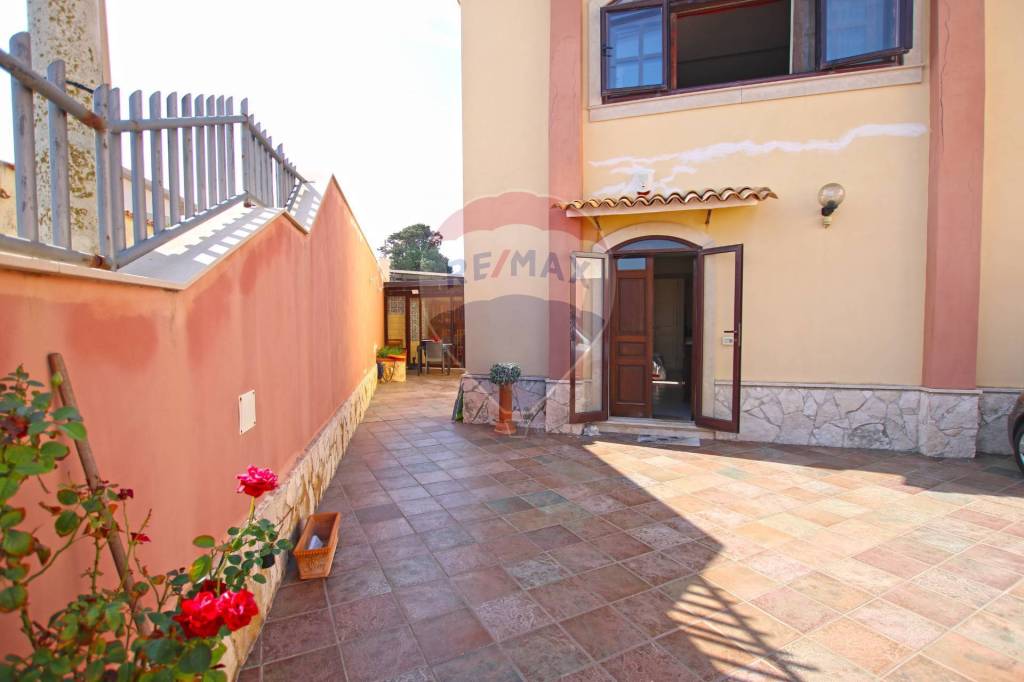 Villa in vendita a Siracusa via lido sacramento, 130
