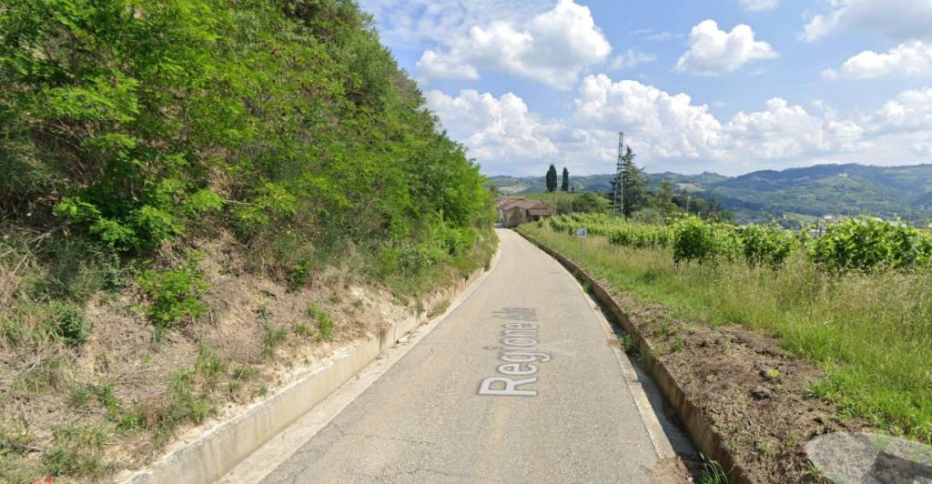 Appartamento all'asta a Canelli reg. Marmo,