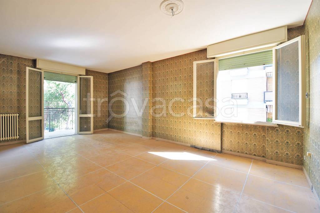 Appartamento in vendita a Rimini viale Antonio del Piano, 1