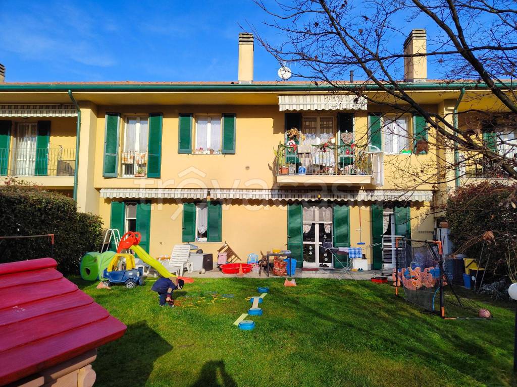 Appartamento in in vendita da privato a Molteno via Casa Paradiso, 18/2