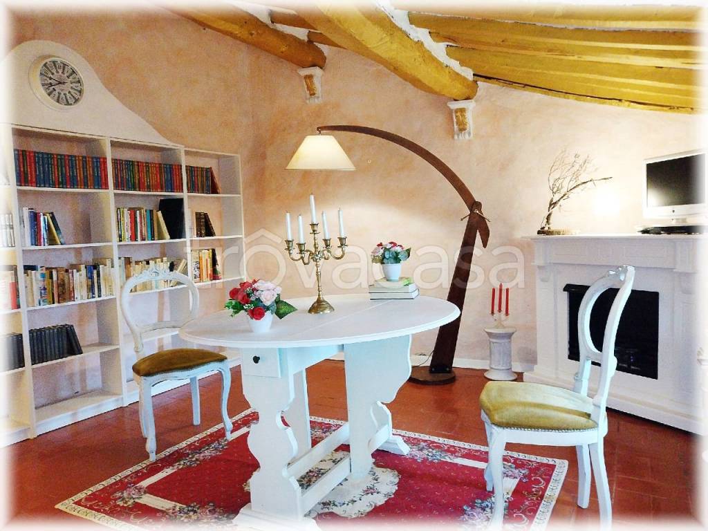 Rustico in in vendita da privato a Loro Ciuffenna località Chiassaia, 16