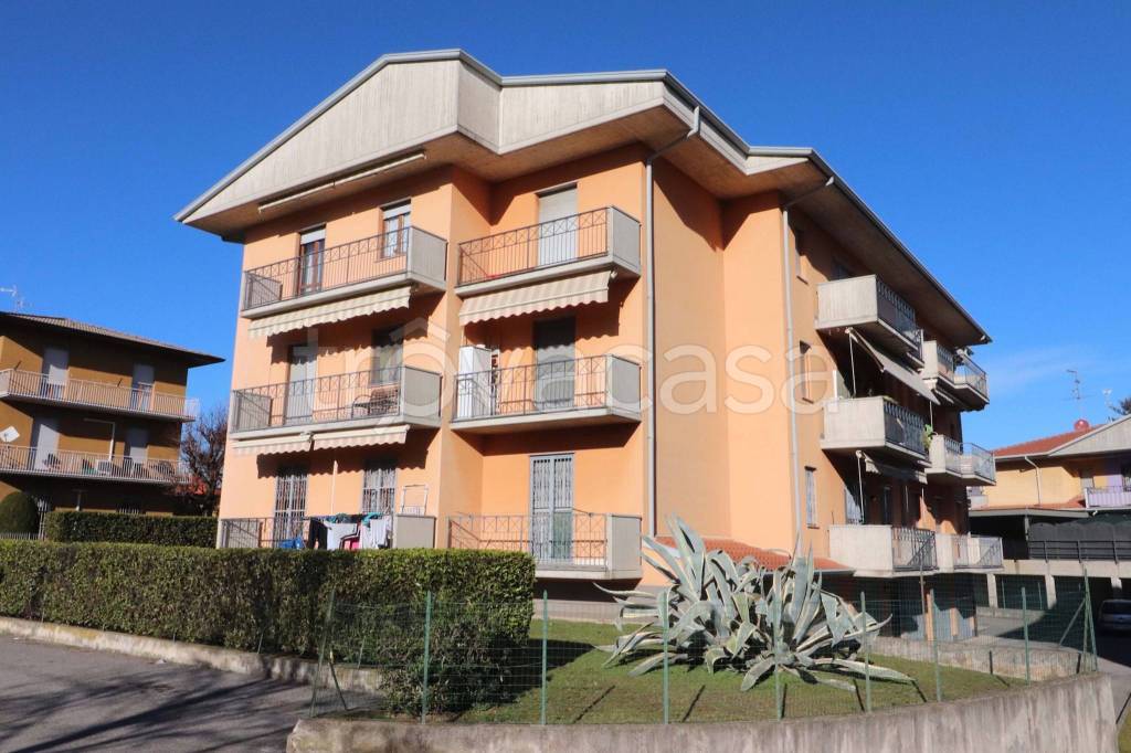 Appartamento in vendita a Brembate largo Gaetano Donizetti