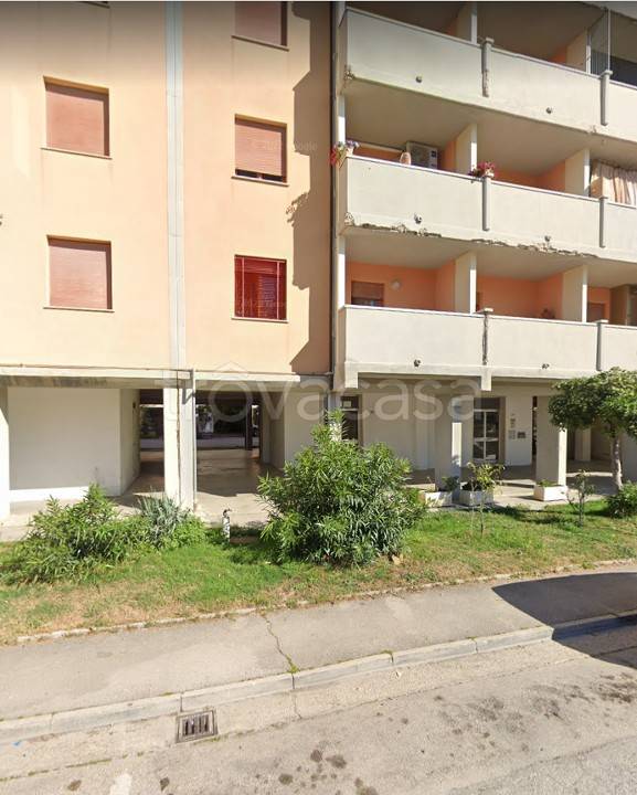 Appartamento all'asta a Fermo via Salvadori Paleotti