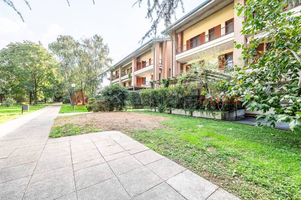 Appartamento in vendita a Buccinasco via Aldo Moro