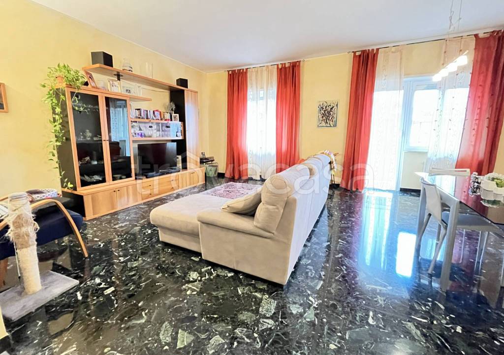 Appartamento in vendita a Genova via Arturo Ferretto, 50