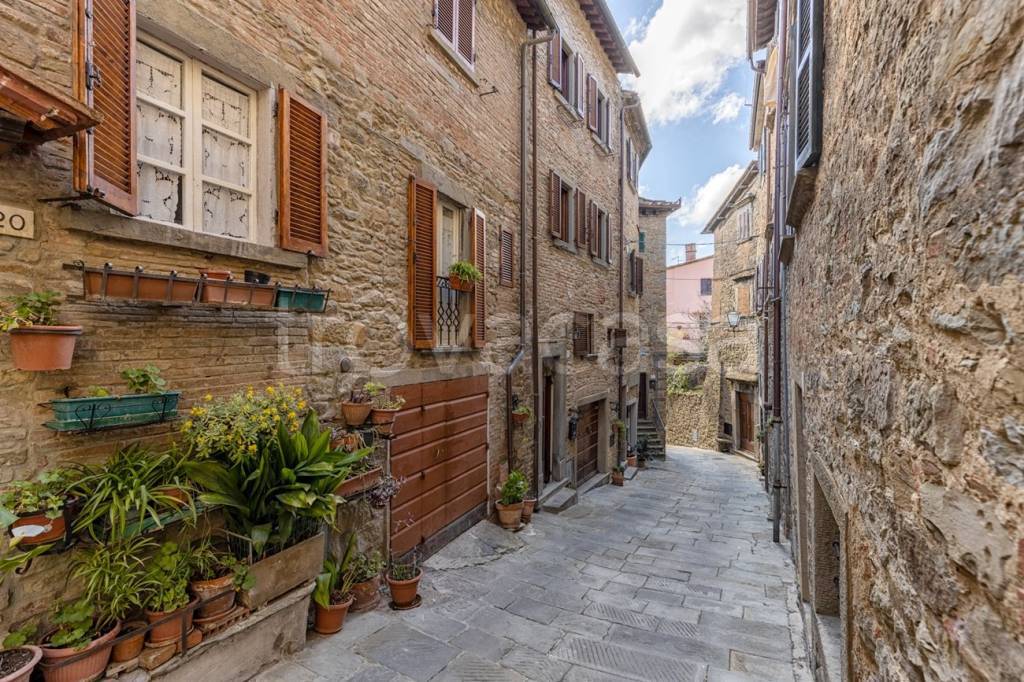 Casa Indipendente in vendita a Cortona vicolo della Rosa