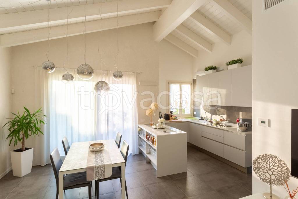 Appartamento in vendita a Bollate via San Nicola, 7