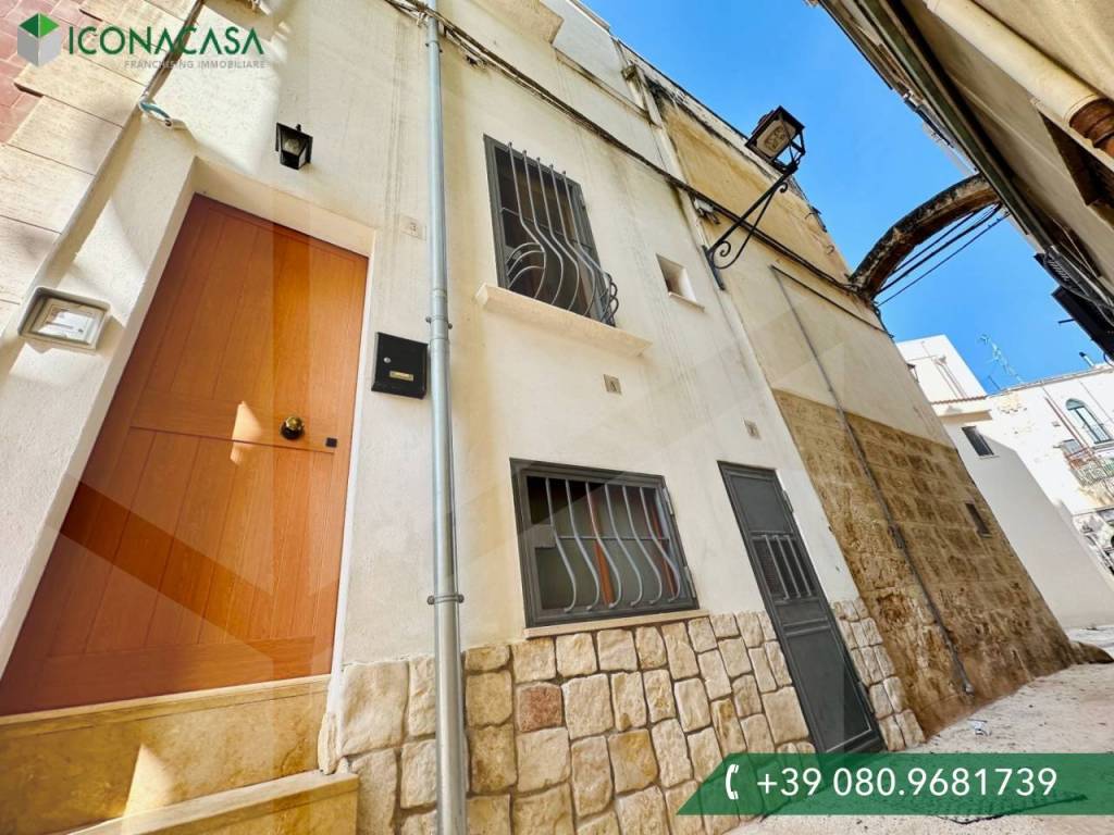 Casa Indipendente in vendita a Capurso via Pizzoli