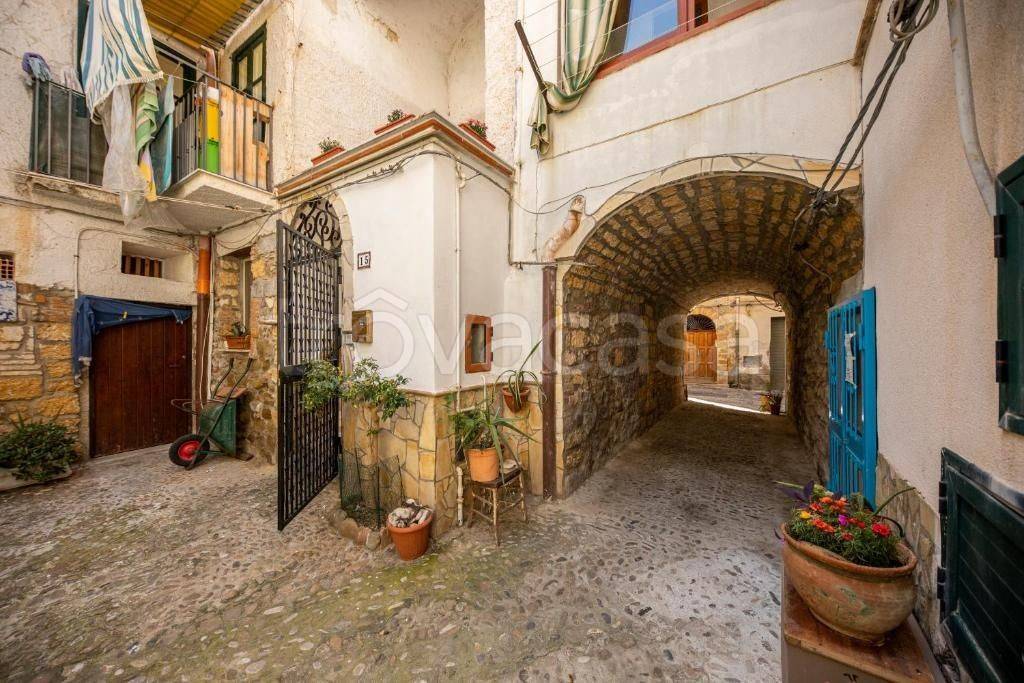 Appartamento in in vendita da privato a Cefalù cortile Siracusani, 15