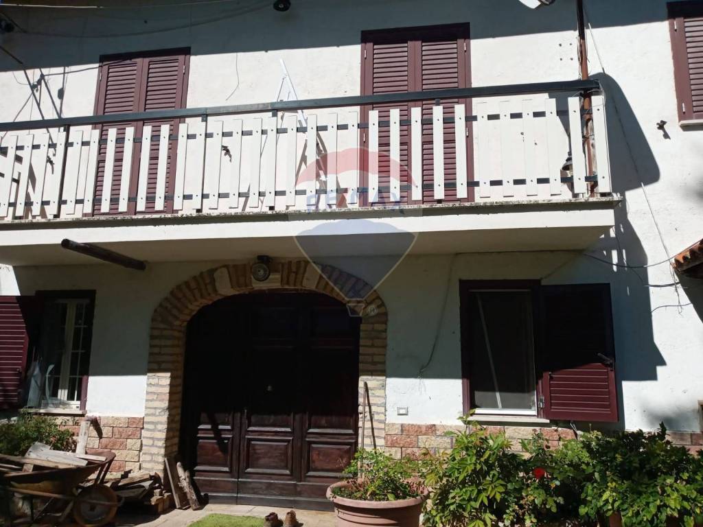 Casa Indipendente in vendita a Pescorocchiano
