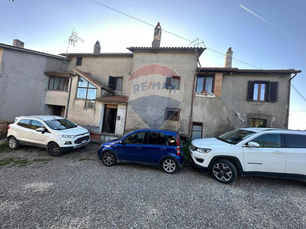 Casa Indipendente in vendita a Vetralla