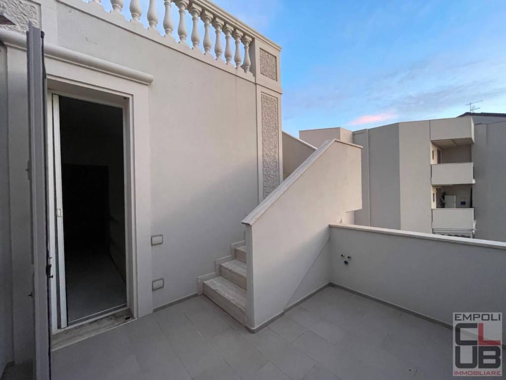 Casa Indipendente in vendita a Empoli piazza della Vittoria,, 45