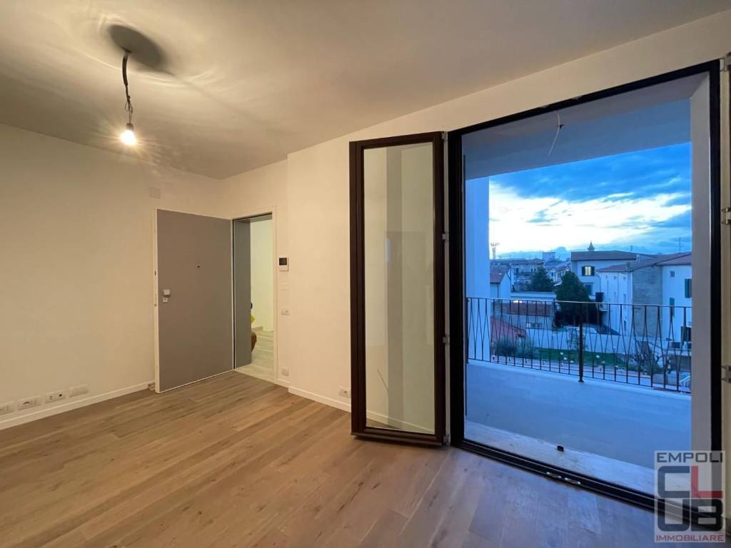 Appartamento in vendita a Empoli piazza della Vittoria,, 45