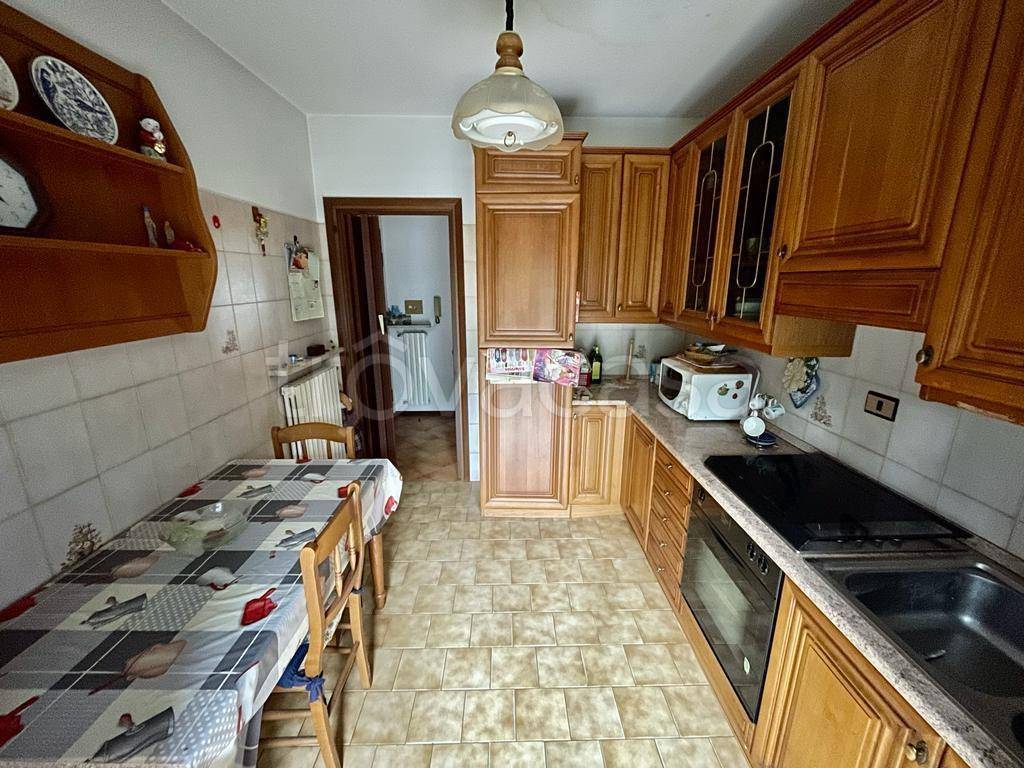 Appartamento in vendita ad Alessandria via Nenni