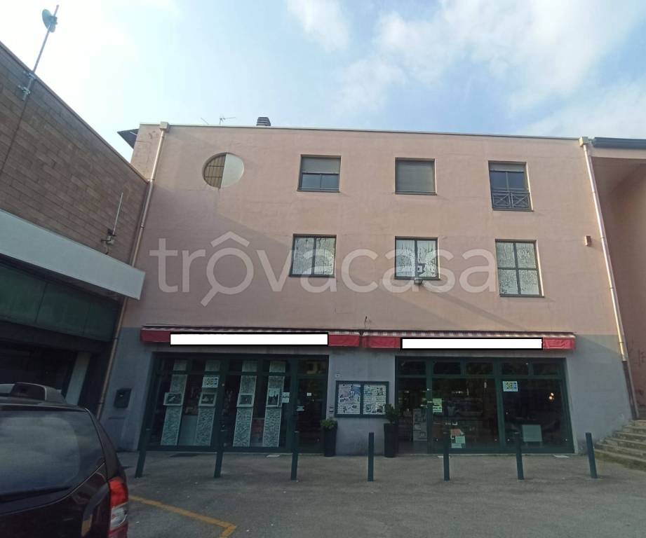 Casa Indipendente in vendita ad Albavilla via Don Felice Ballabio