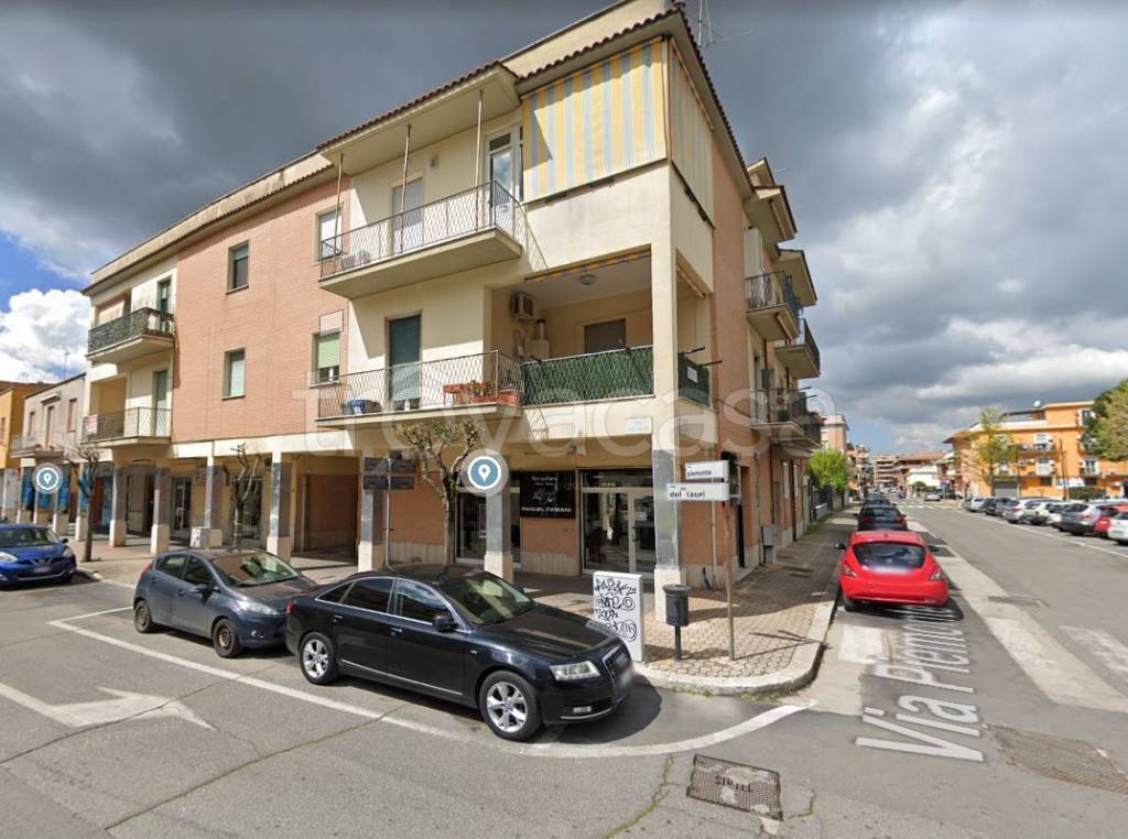 Appartamento in vendita ad Aprilia via dei Lauri, 193