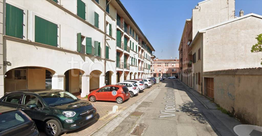 Appartamento all'asta a Cento vicolo sant'agostino
