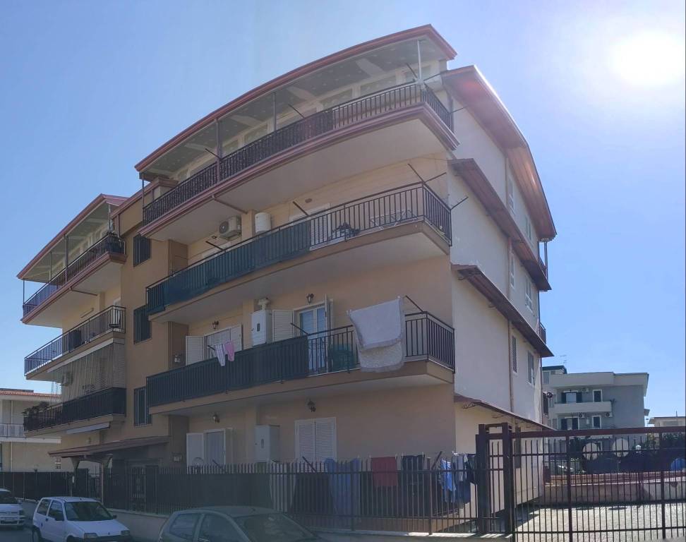 Intero Stabile in in vendita da privato a Casandrino viale Francesco di Donato