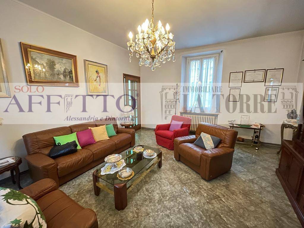 Villa in vendita a Castellazzo Bormida piazza San Martino