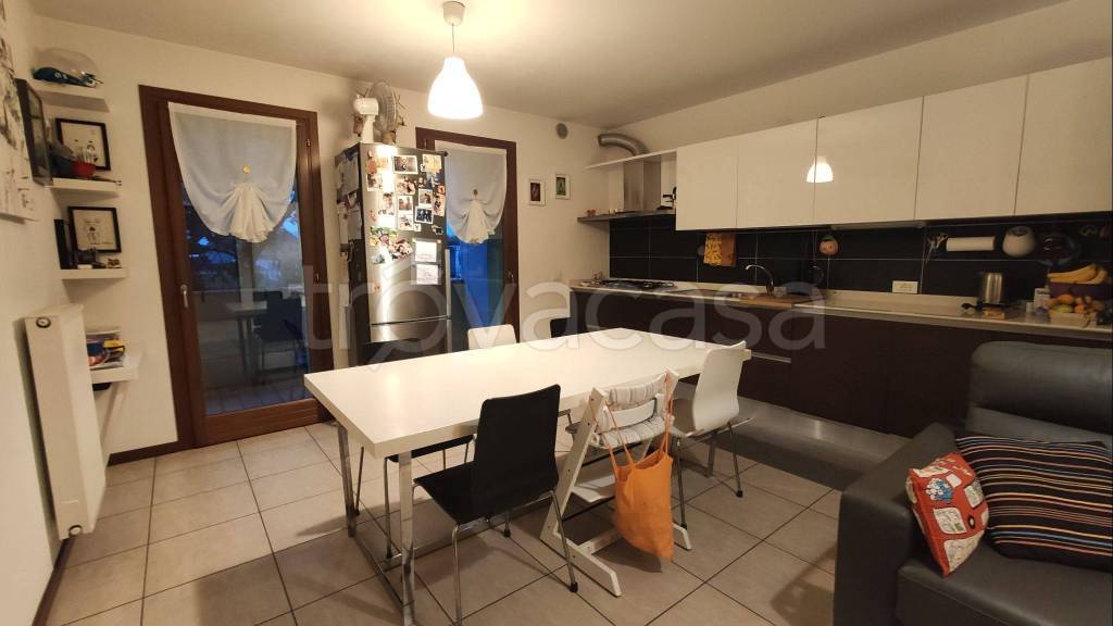 Appartamento in in vendita da privato ad Azzano Decimo via Armentera