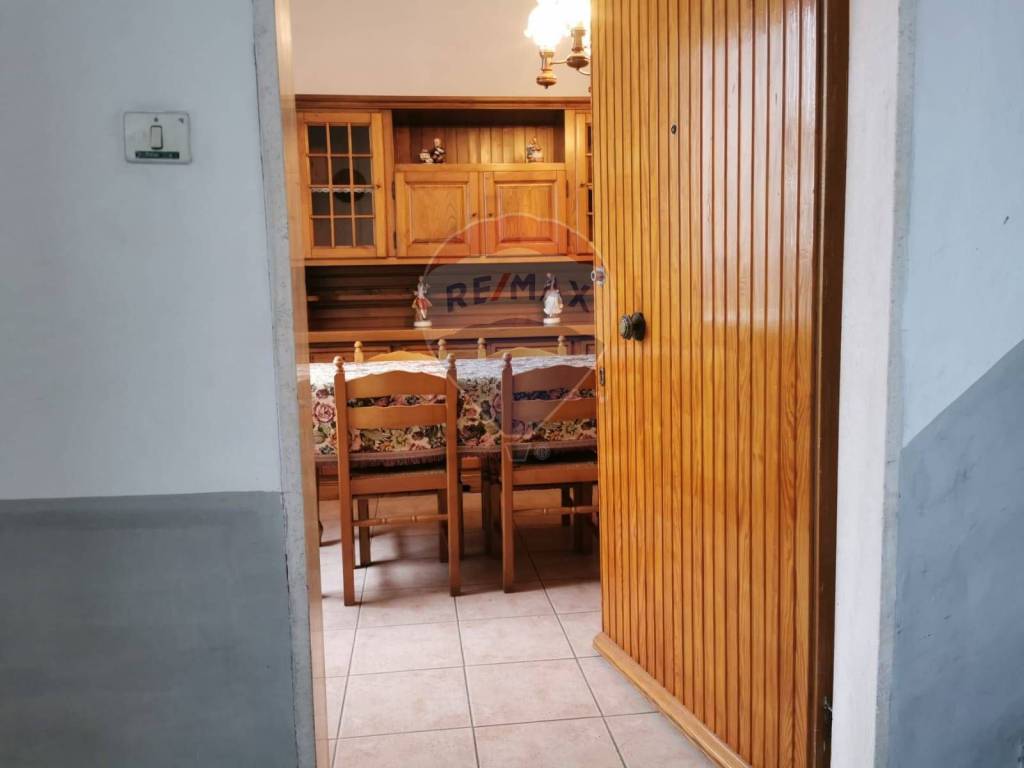 Appartamento in vendita a Vado Ligure via Piave, 20