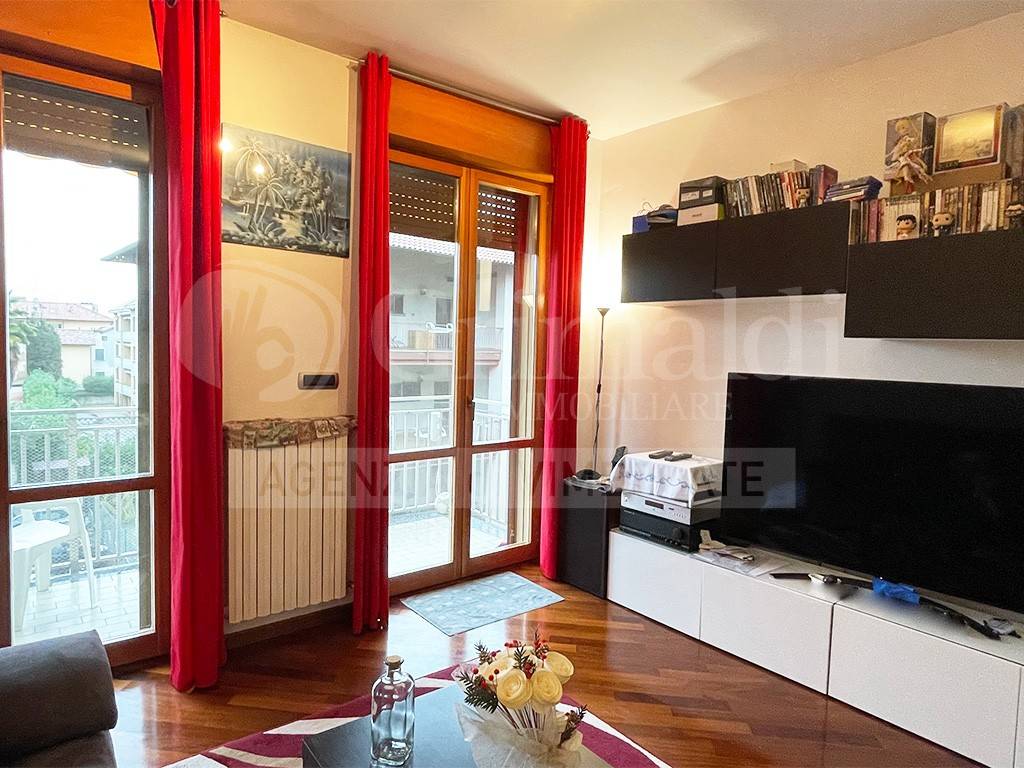 Appartamento in vendita a Bernareggio via San Gervaso, 1