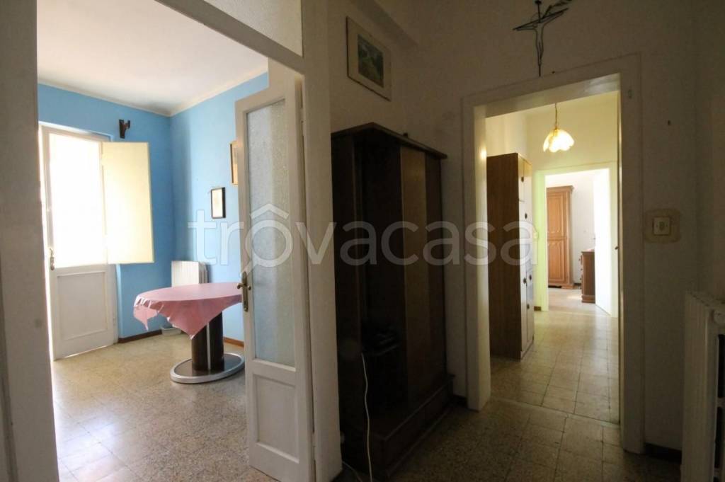 Appartamento in vendita a Lucca via della Chiesa xxxi,, 52