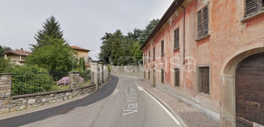 Appartamento all'asta a Ello via XX Settembre