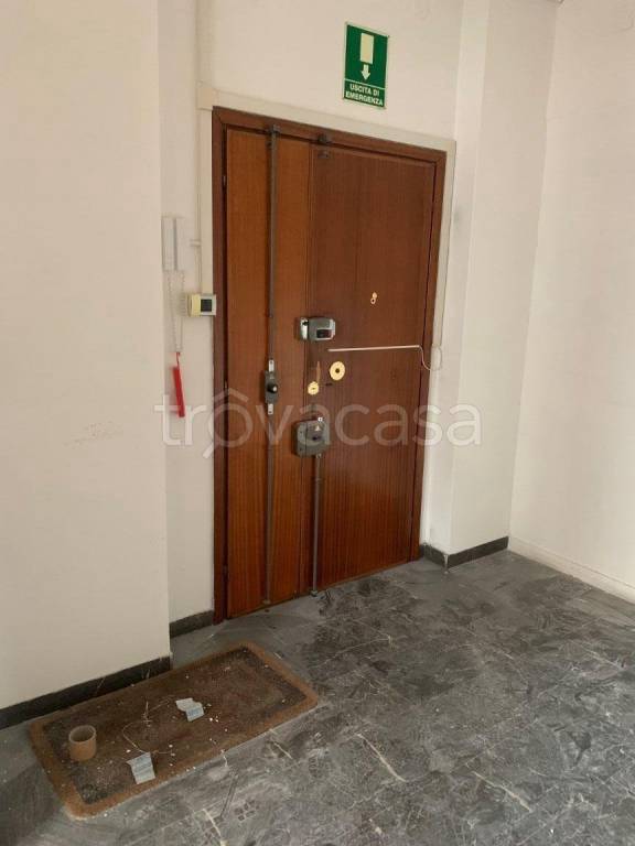 Appartamento in vendita a Livorno piazza Attias, 13