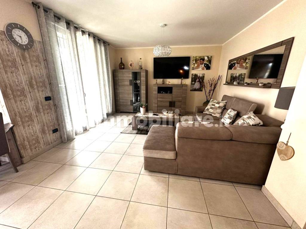 Appartamento in vendita a Casalgrande via Canale, 29