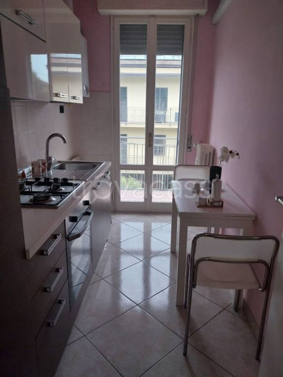 Appartamento in in vendita da privato a Reggio nell'Emilia via Giuseppe Tartini, 5