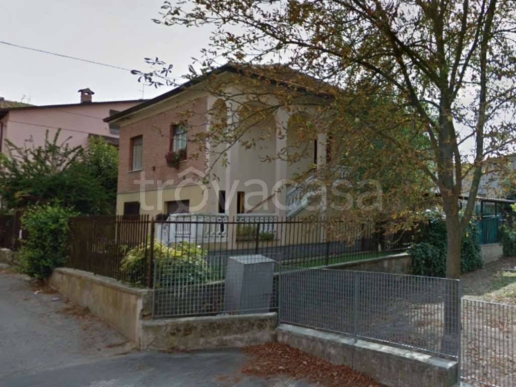 Casa Indipendente all'asta a Castagnole delle Lanze via Angelo Benso, 6