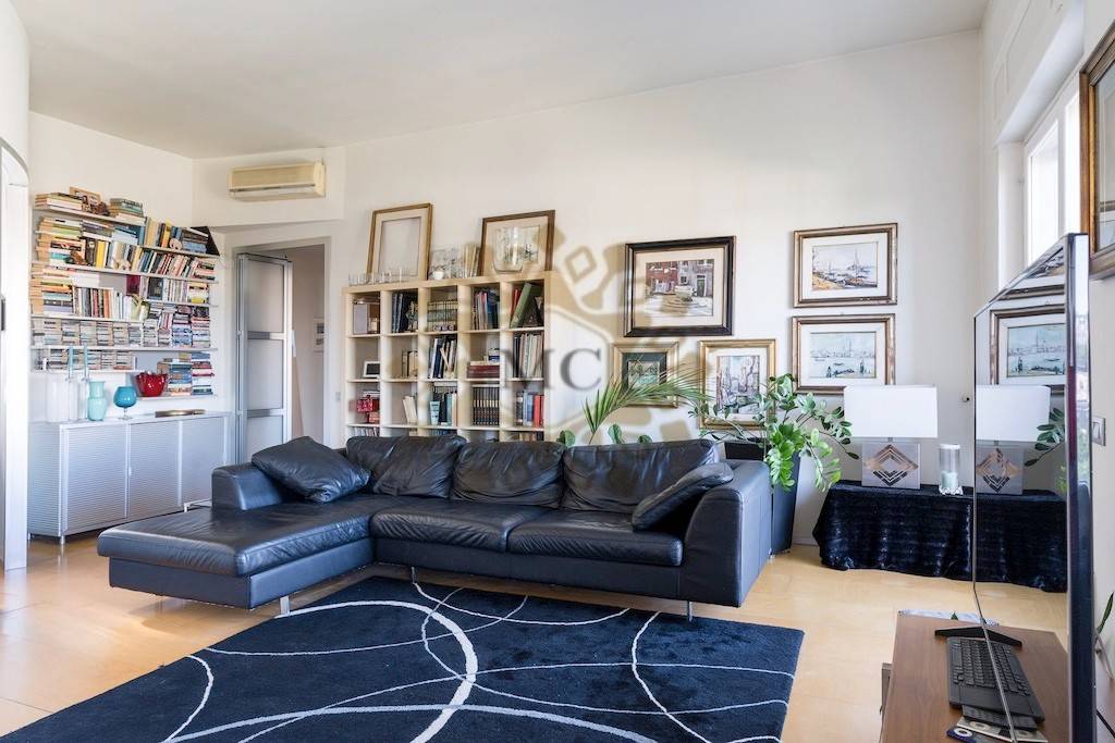 Appartamento in vendita a Cagliari via Logudoro