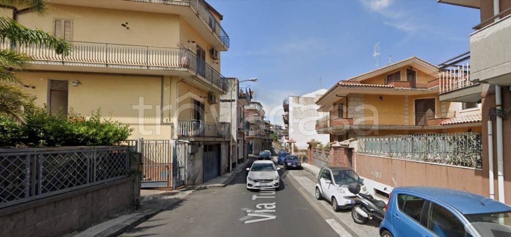 Appartamento all'asta ad Aci Catena via Turi d'Agostino
