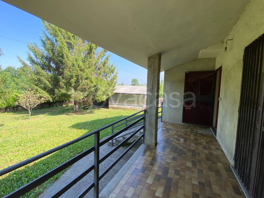 Villa in vendita a Monteu Roero frazione San Bernardo