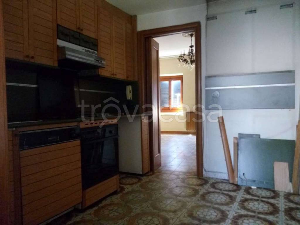 Appartamento in vendita a Caronno Pertusella corso della Vittoria