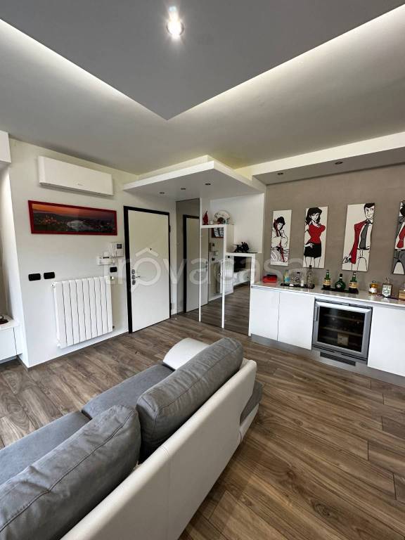 Appartamento in in vendita da privato a Lainate via Antonio Salieri, 7